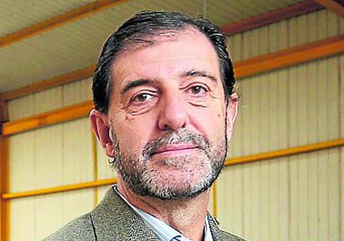 Pedro Luis Fernández, «en deuda» con un club clave en su vida | El Comercio: Diario de Asturias